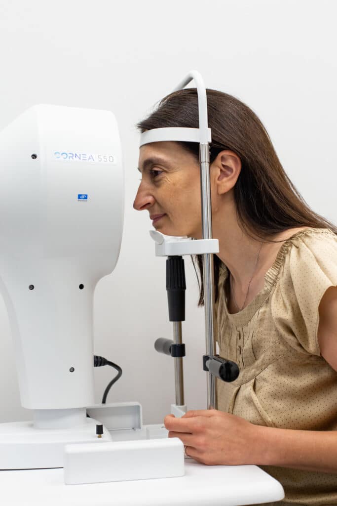 CORNEA550 Corneal Topographer - Essilor Instruments USA