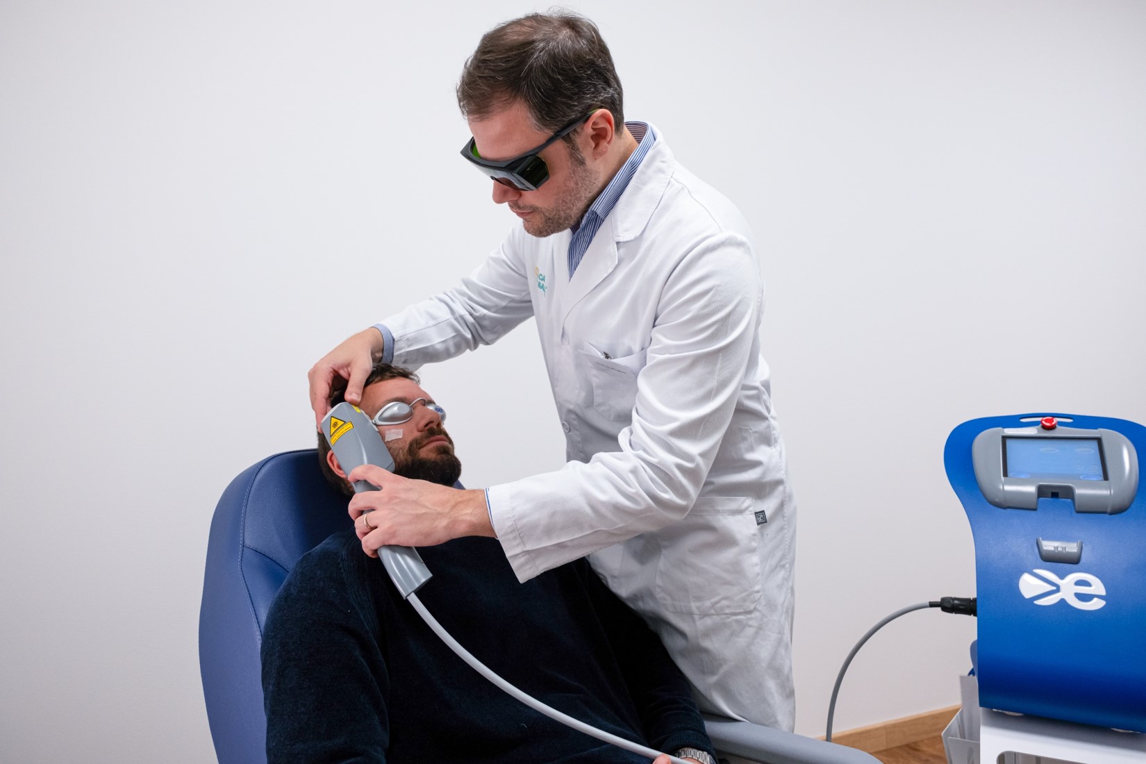 epi-c plus Device - Essilor Instruments USA