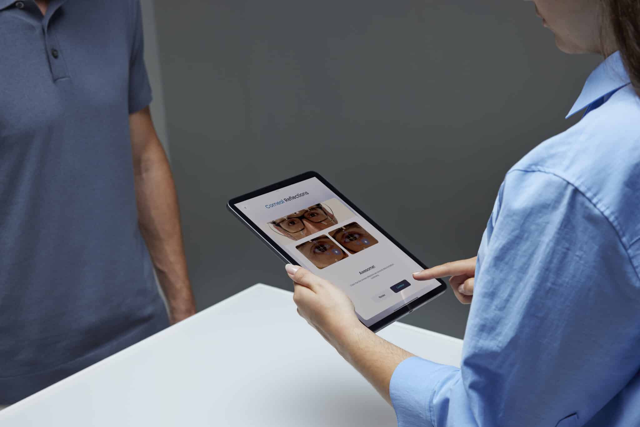 EYE-RULER2 S/W iPad Pro - Essilor Instruments USA